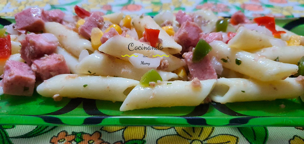 Como hacer ensalada de pasta fría con atún - Cocinando con Mamy